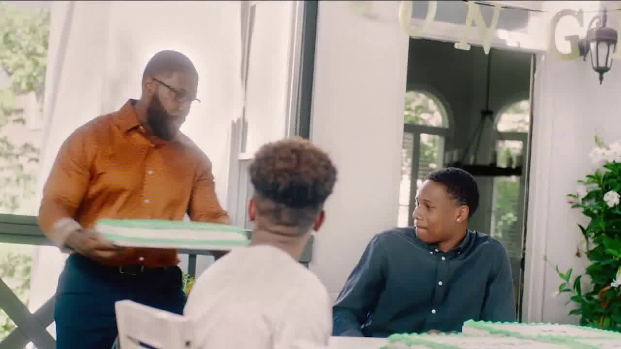 Citizens Bank Ready for College Ad commercial