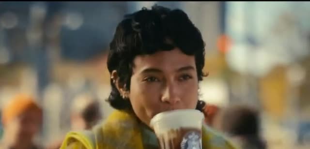 starbucks blonde actress pistachio cream cold brew 'make today great ...